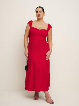 Plus Size Clothing - Dresses & More | Reformation